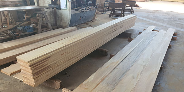 Kamwo Timber | Sawmill | Sawn Timber Supply | MERAWAN